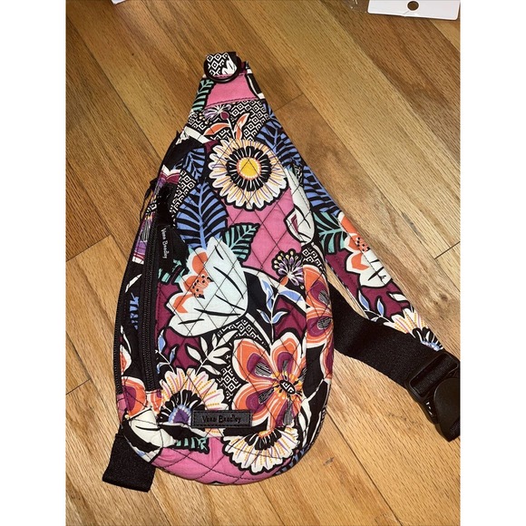 Vera Bradley | Bags | Nwt Vera Bradley Essential Compact Sling Backpack ...